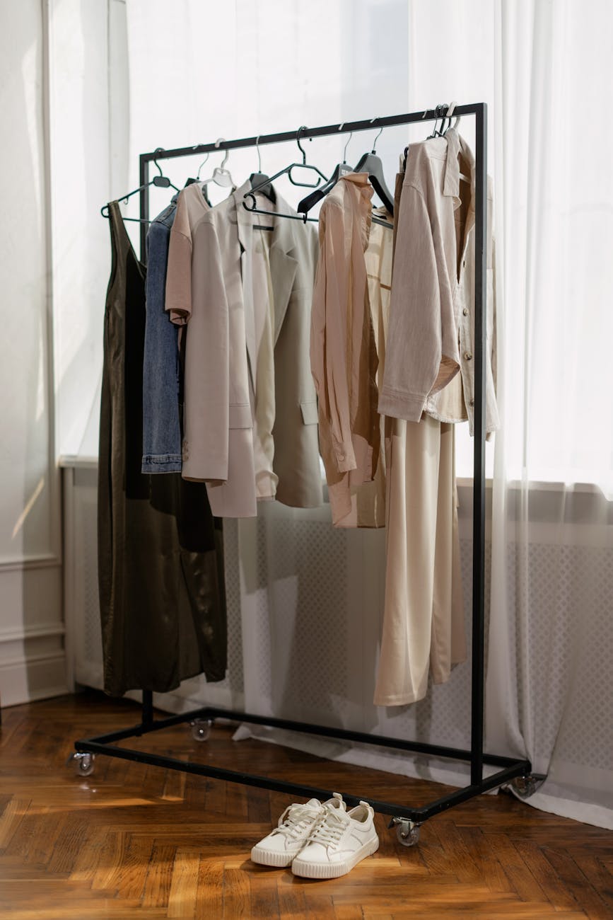 How to Create the Perfect Summer Capsule Wardrobe - A Feminine Life